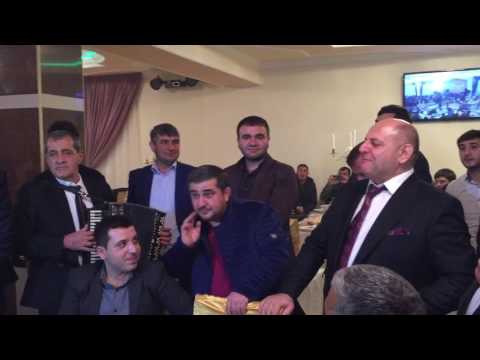 Manaf Ağayev və Pünhan İsmayıllı — Mikrofonsuz canlı ifa | 2017 (Göyçay toyu)
