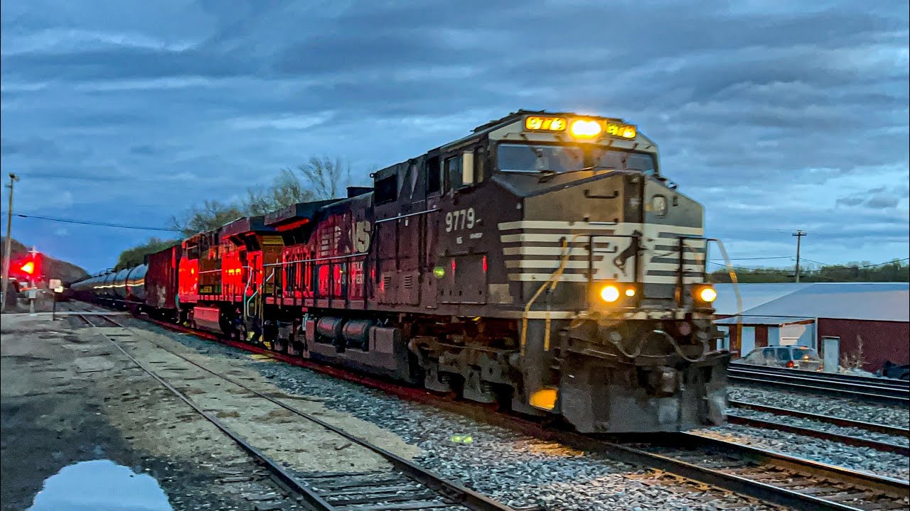AMAZING K5H! NS 9779 Leads Ethanol NB on 4/22/23 - YouTube
