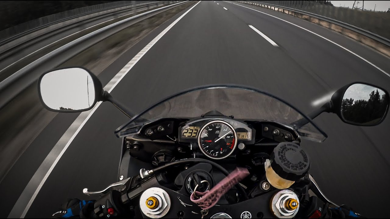 Yamaha R6 at 14k RPM | Full pin - YouTube