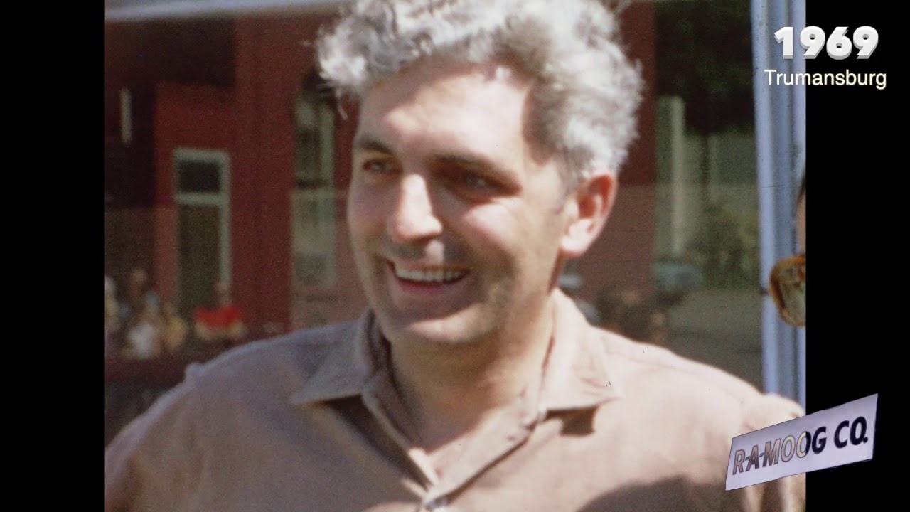 Eberhard Schoener: Zu Besuch bei Bob Moog in Trumansburg - YouTube
