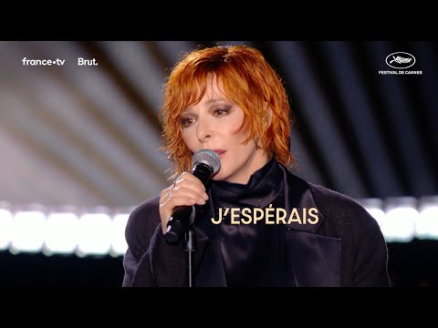 Mylène Farmer – Confession (Live au Festival de Cannes) [Lyrics Video]