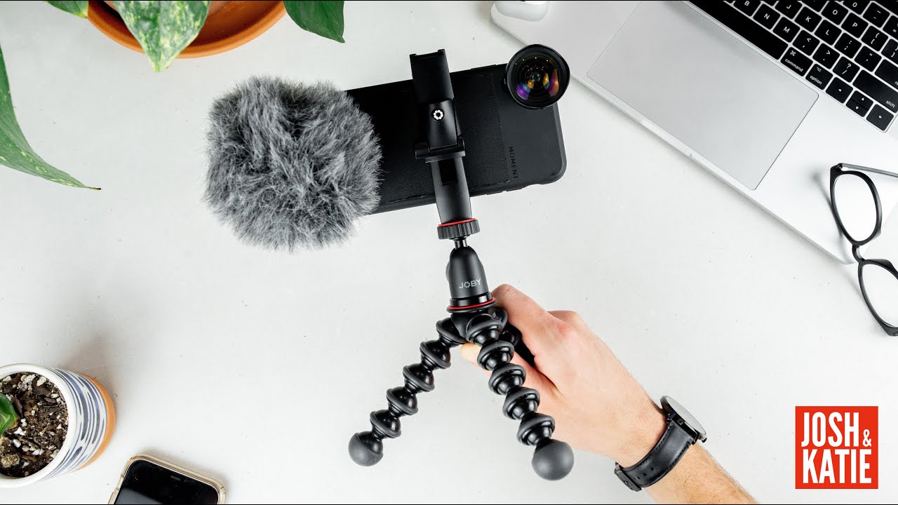 Minimalist YouTube Studio Set Up 2020 | Budget Studio Tour - YouTube