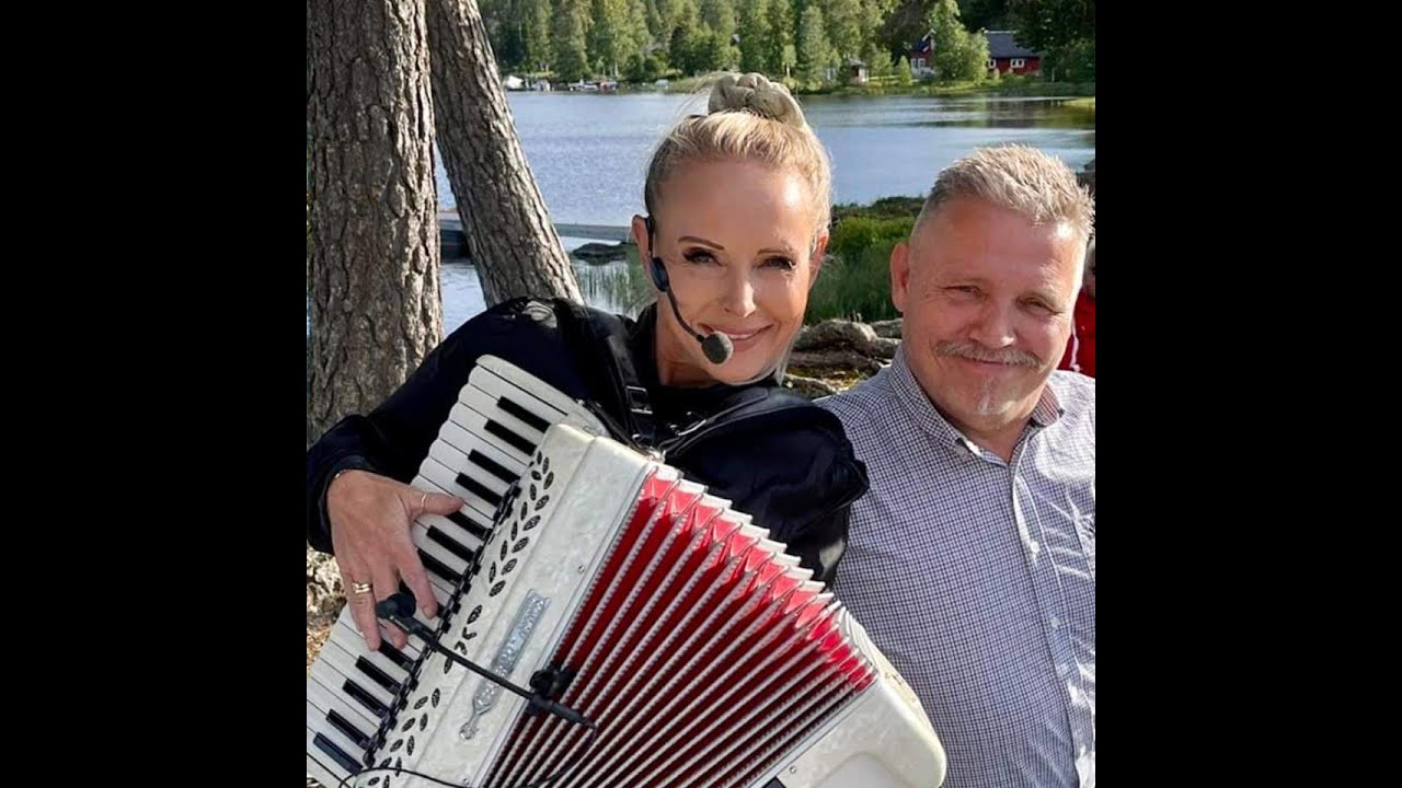Rita Fotland Bøe & Kåre Bøe "Rein magi" - YouTube