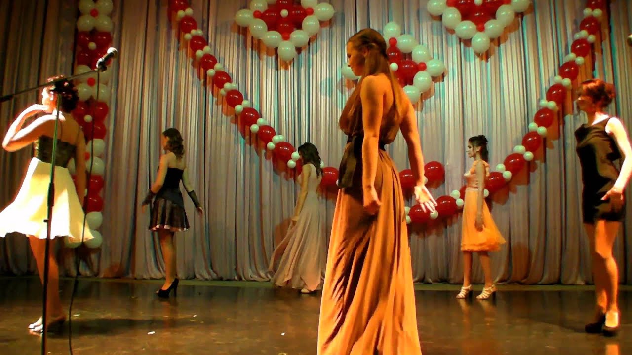 Танок випускниць (Dance graduates) [FullHD] - YouTube