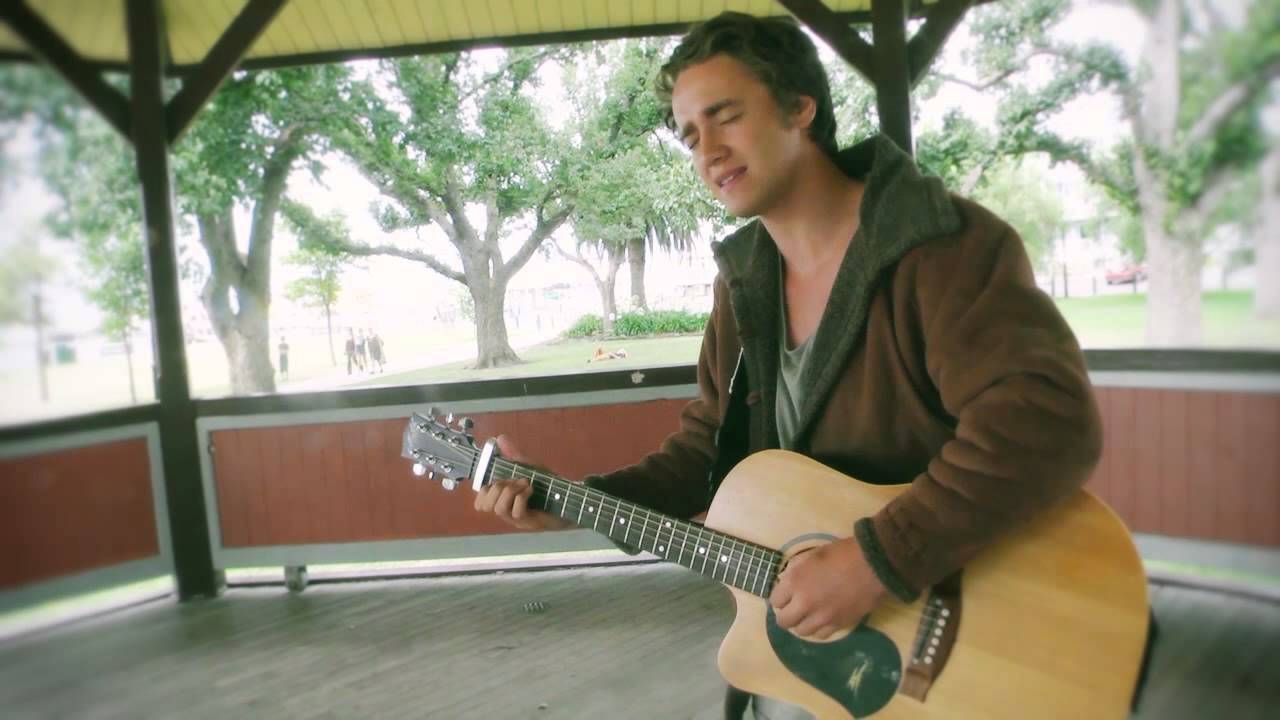 Summer Sessions | Lakyn Heperi - Don't You Worry Child - YouTube
