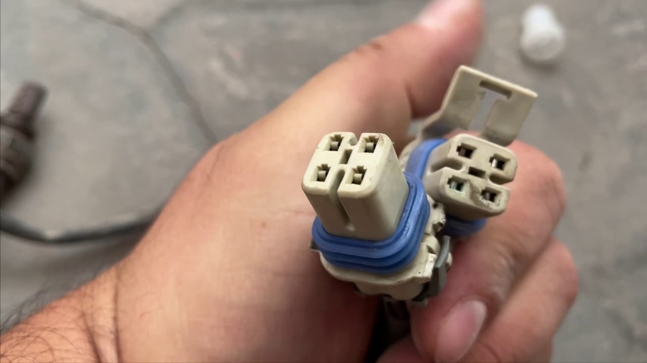 Cambio de SENSOR DE OXIGENO 2 de un CHEVY C2 - YouTube