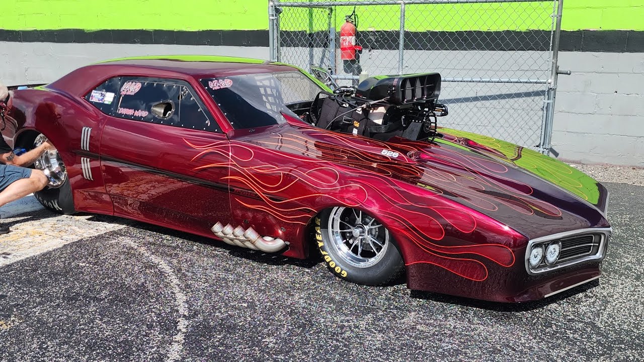 Derek Ward with his beautiful Pontiac Pro Mod at WSN Orlando Speed ...