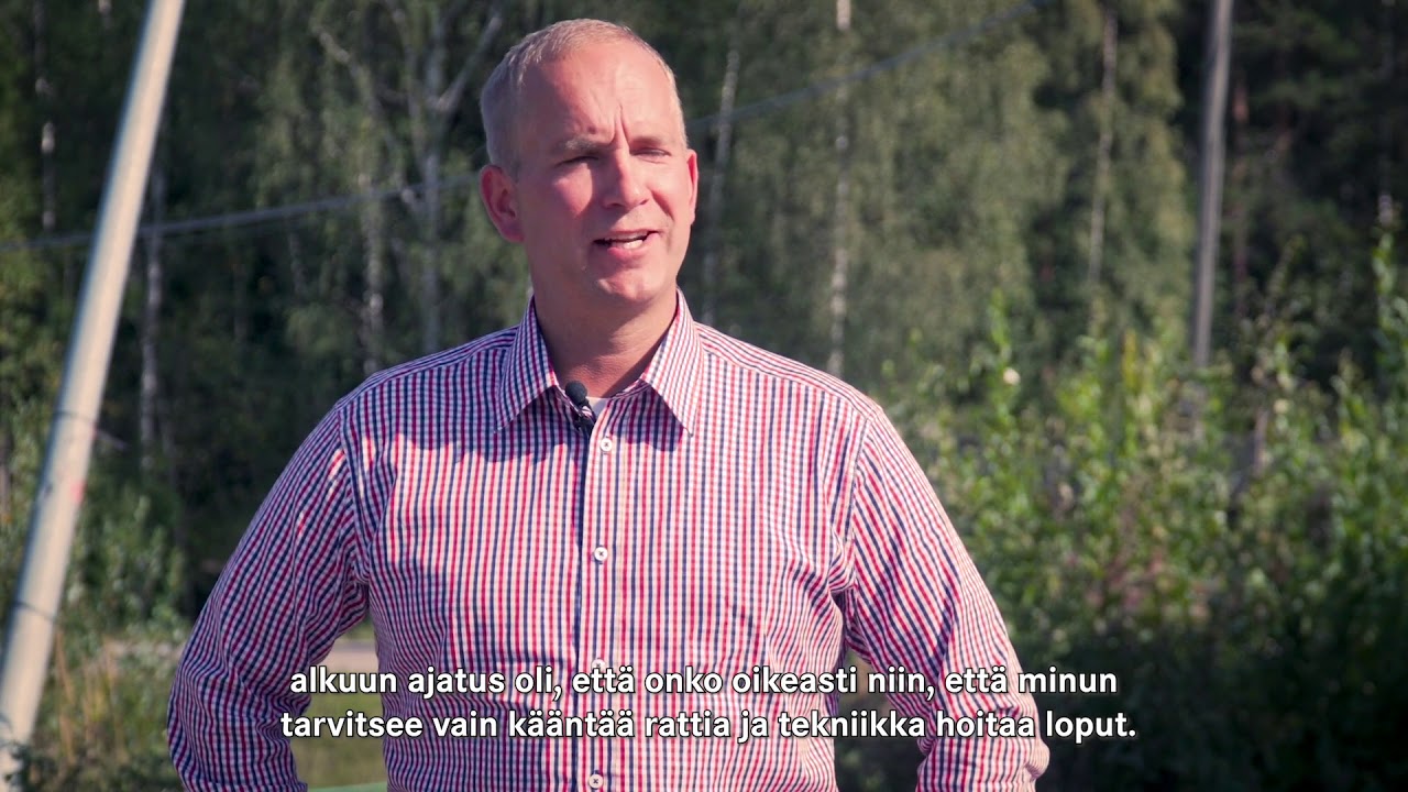 Uusi Actros - Ammattilaisen testissä, osa 2: Tony Vesma - YouTube