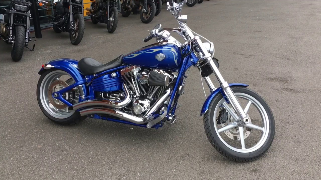 2009 Harley-Davidson FXCWC Rocker C. Walkaround with engine sound. Low ...