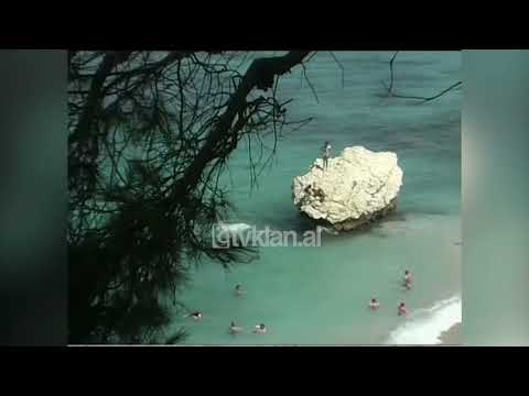 Sezoni veror sjell argëtim dhe akomodim në plazhet e Vlorës-(25 Korrik 2009)