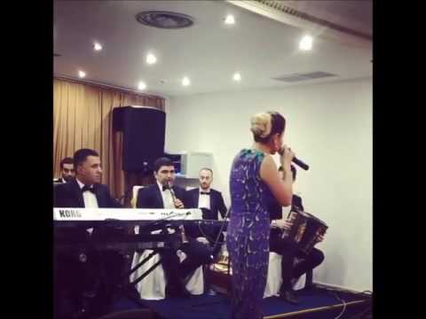Rəqsanə İsmayılova  Rusiyada toyda