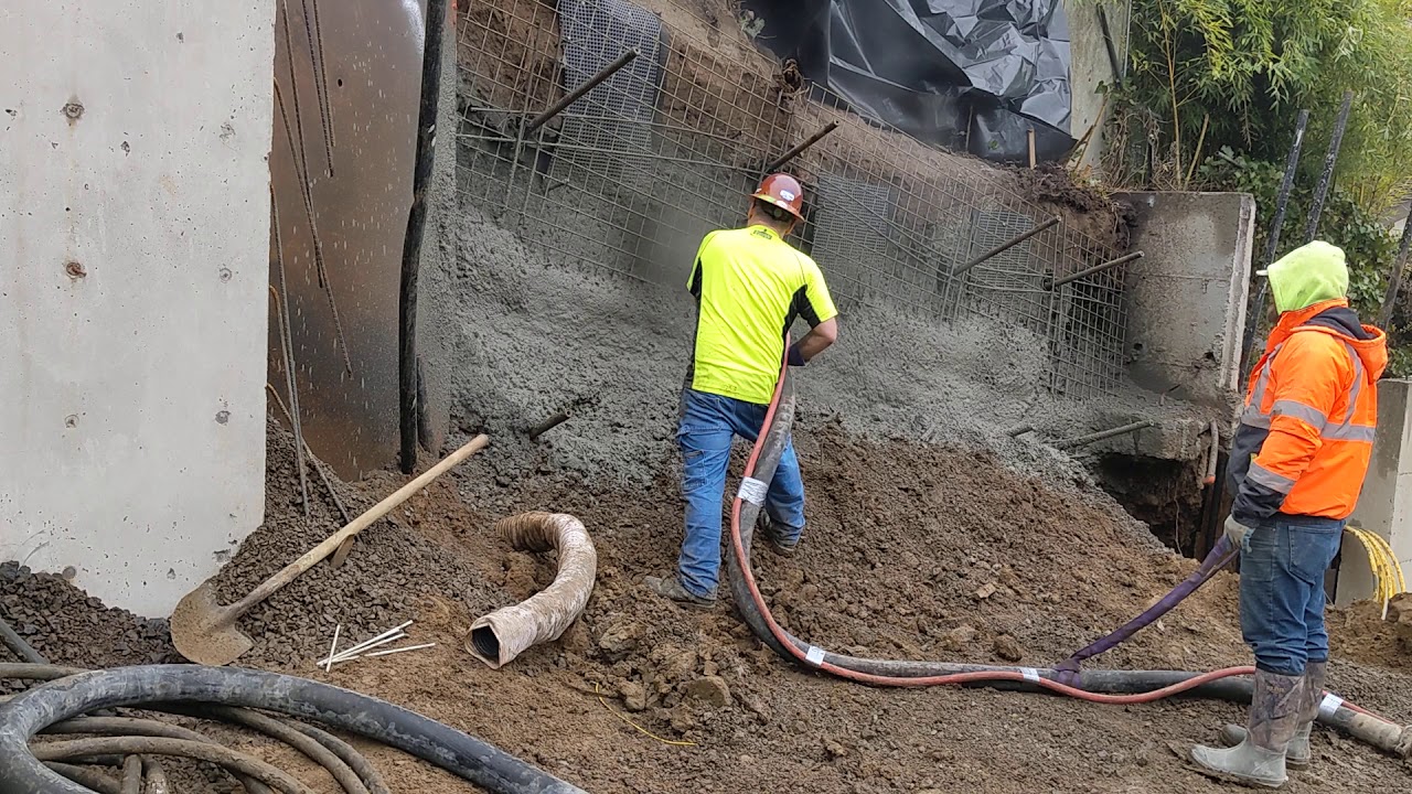 Wet Mix Shotcrete Spraying Raw Video - YouTube
