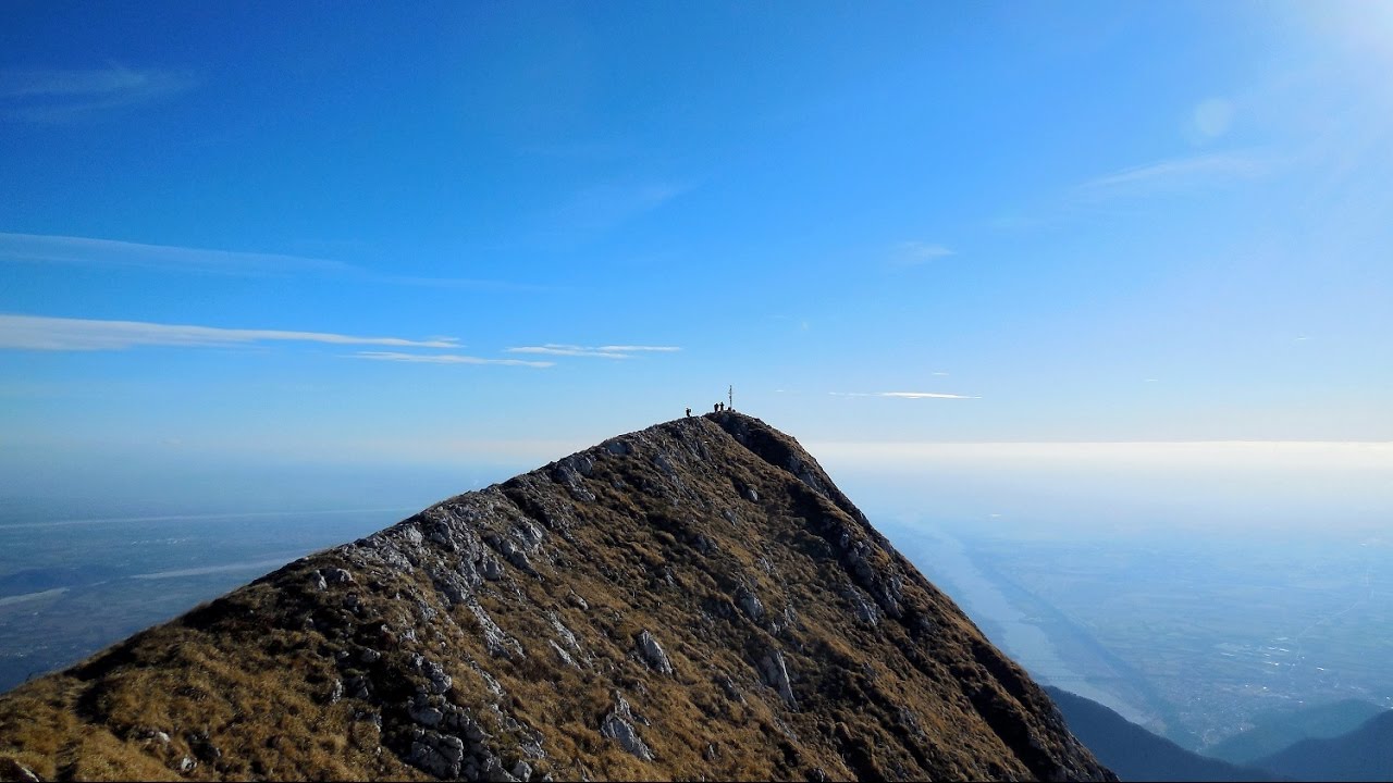 Donne e ossibuchi sul monte Raut - YouTube