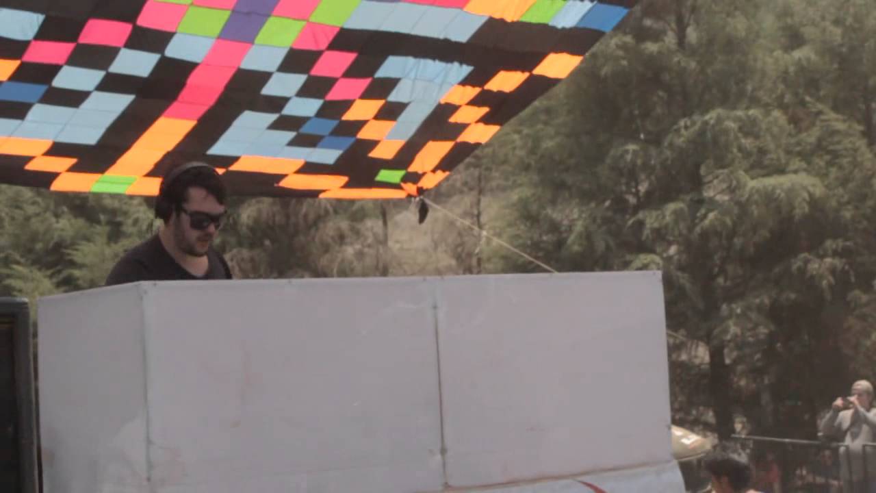VJ SCP MICRO CLIPS - Victor Ruiz @ Morelia - YouTube