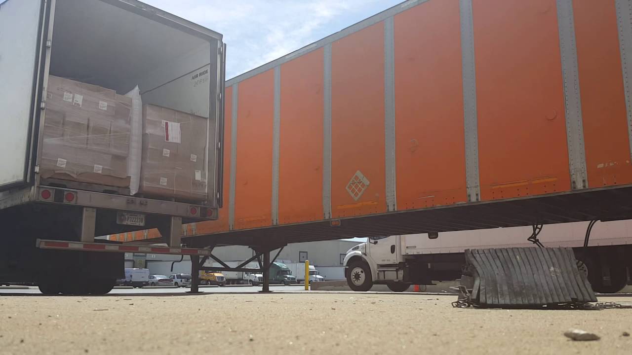 Backing Into Dock - YouTube
