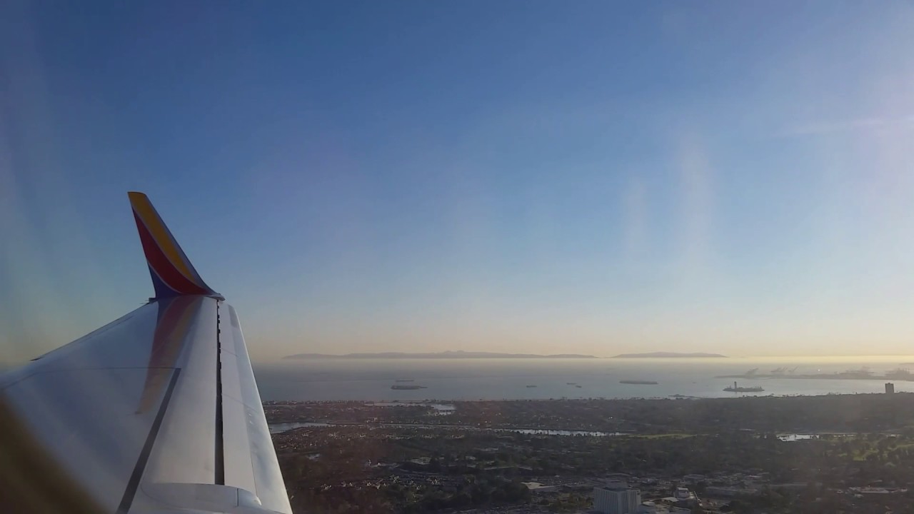 Southwest Airlines Landing at Long Beach Airport - YouTube