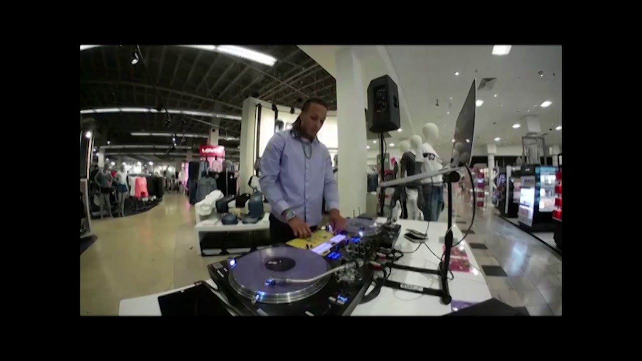 DJ Skillz at Macy's - YouTube