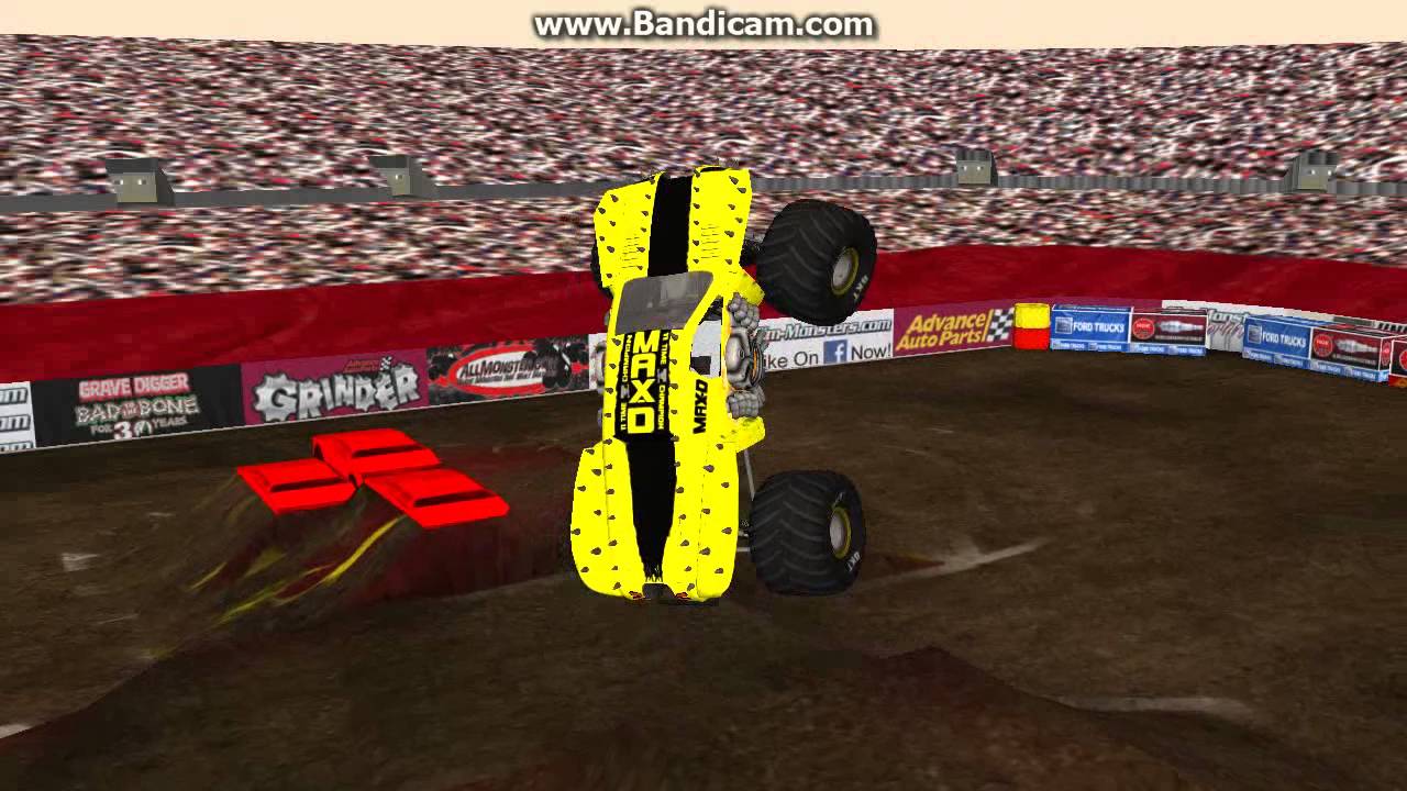 Max-D Yellow custom more freestyle action (sim-monsters/ror) - YouTube