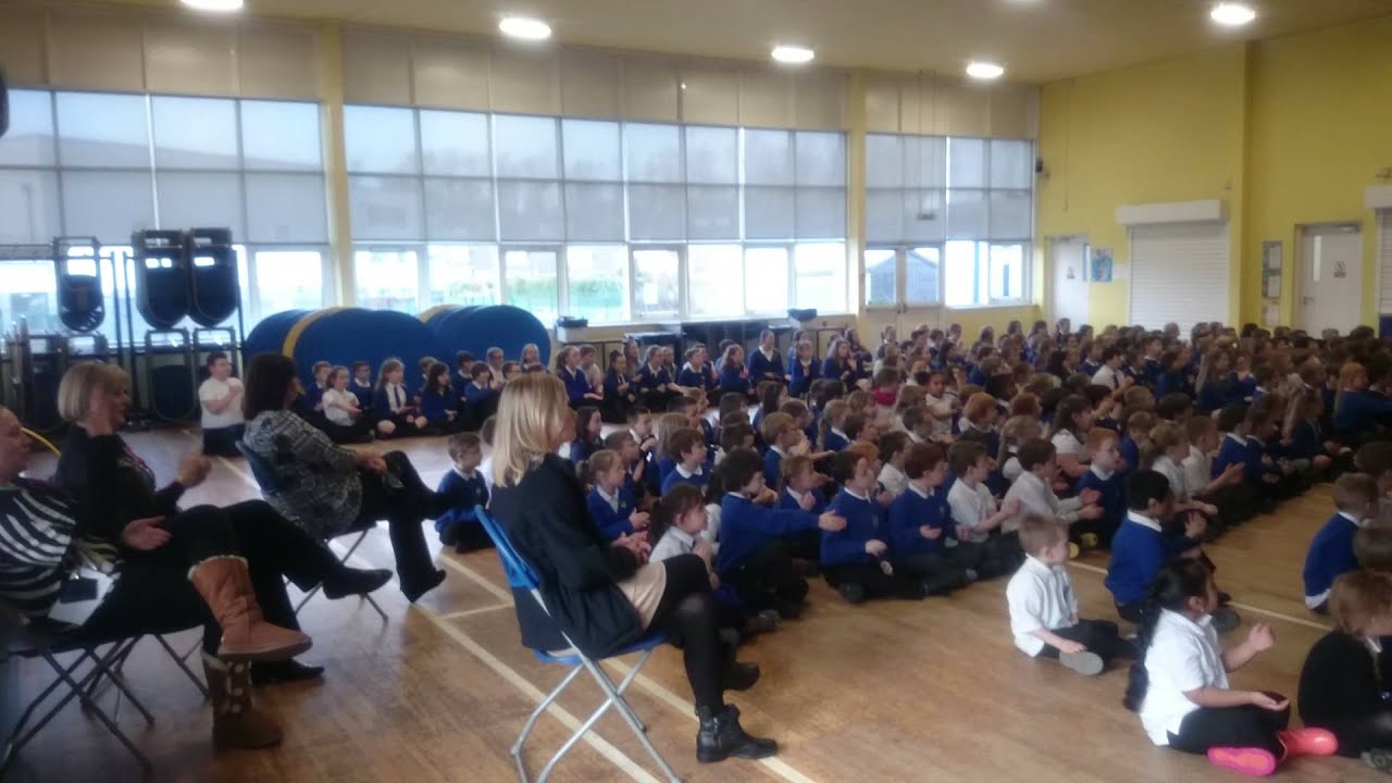 Sign2Sing 2016 Reach Out Your Hand - YouTube