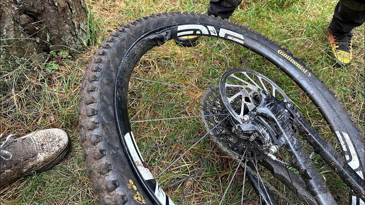 Winhill MTB Snapped Wheels !!! - YouTube