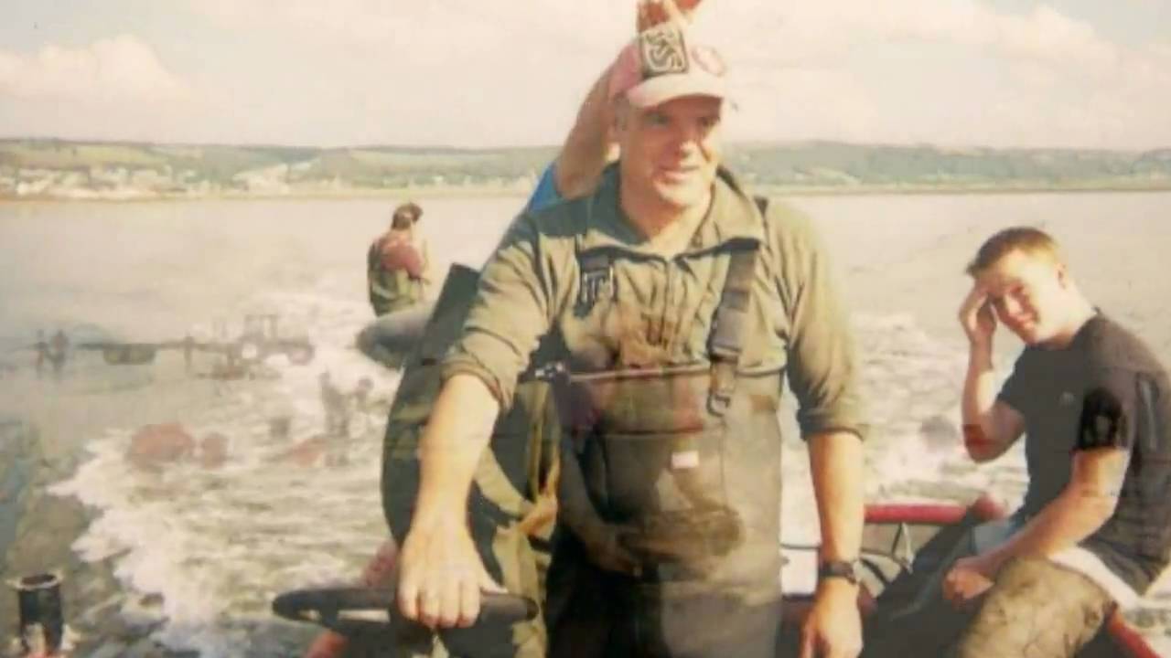 cockle picking - YouTube