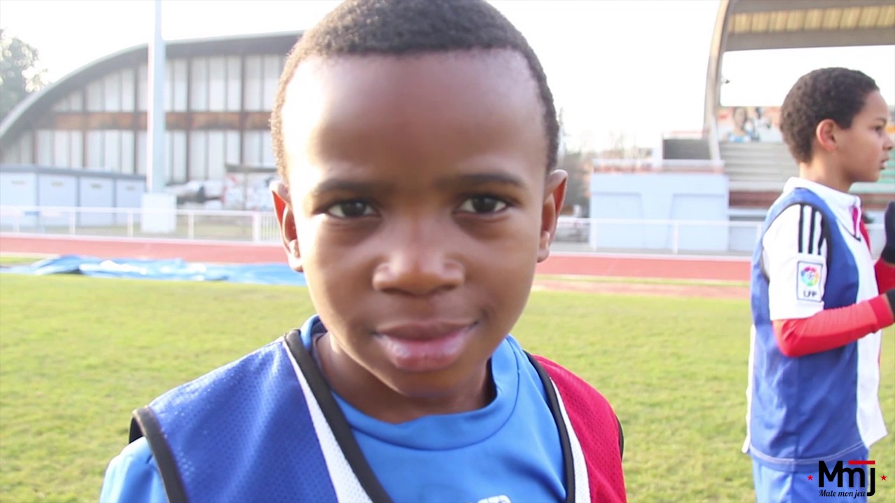 Reportage sur le club du CA L'HAŸ-LES-ROSES FOOTBALL - YouTube