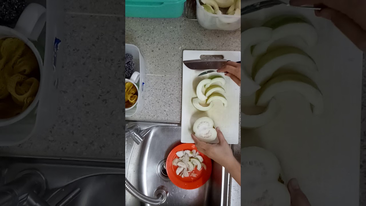 cara memotong buah jambu dengan mudah - YouTube