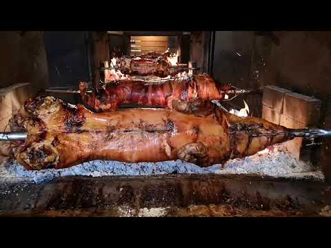 Pečenje Praseta na ražnju - YouTube