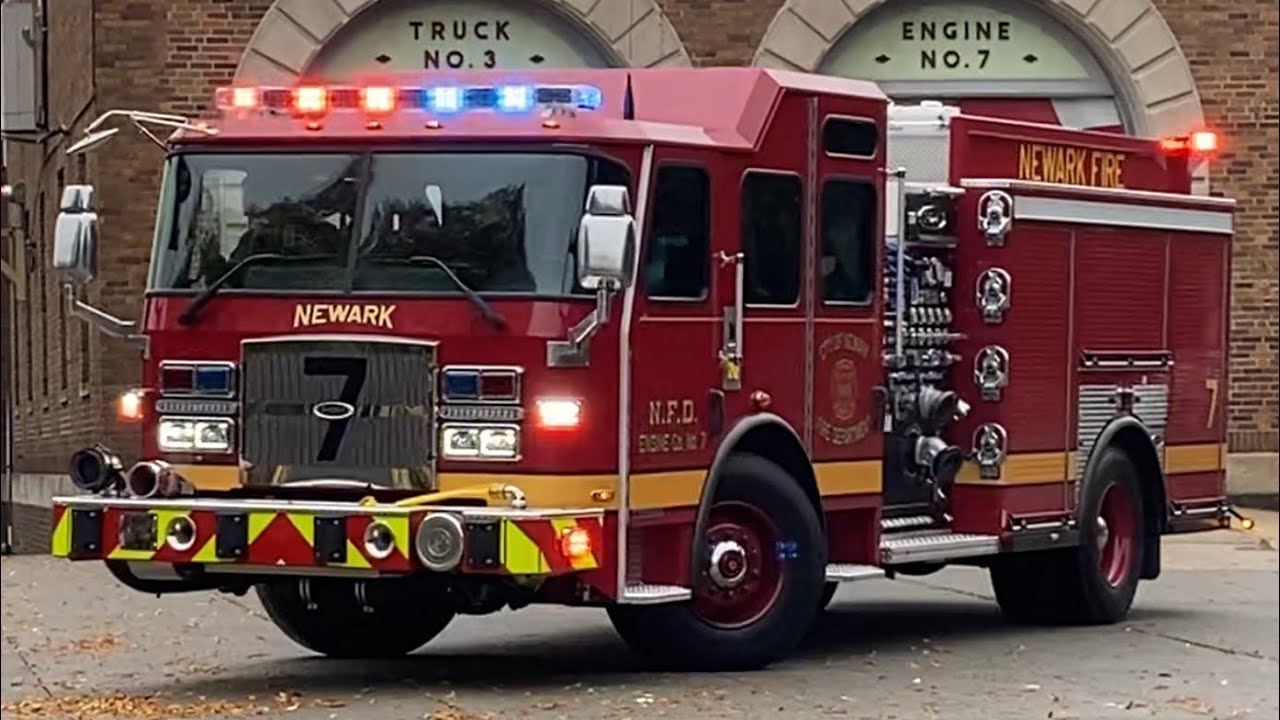 🌟 BRAND NEW 🌟 Newark Fire Department Engine 7 Responding - YouTube