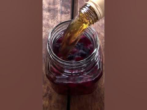 Настойка вишня на коньяке #shorts - YouTube