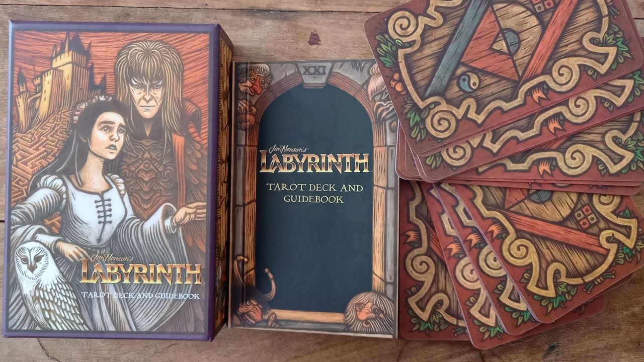Labyrinth Tarot unboxing & characters - YouTube
