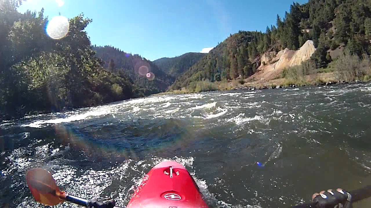 Rogue River - Kayaking wave trains - YouTube