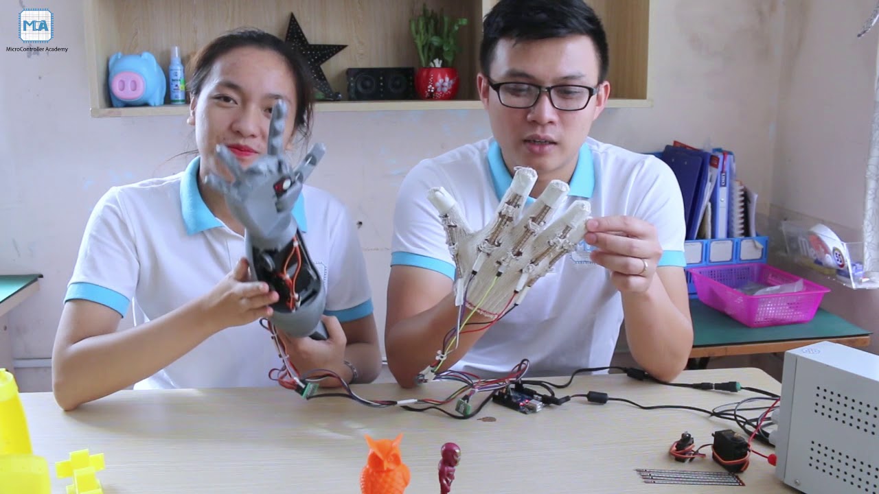MCA Hand Robotics V1 0 14062018 - YouTube
