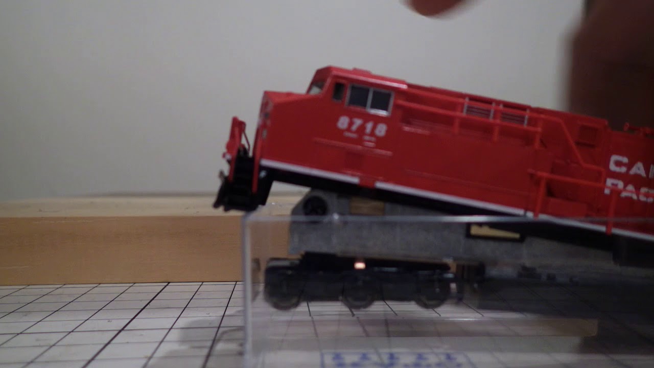 N Scale Shell Removal KATO ES44AC - YouTube