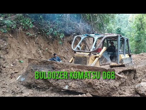 BULDOZER KOMATSU D68 - YouTube