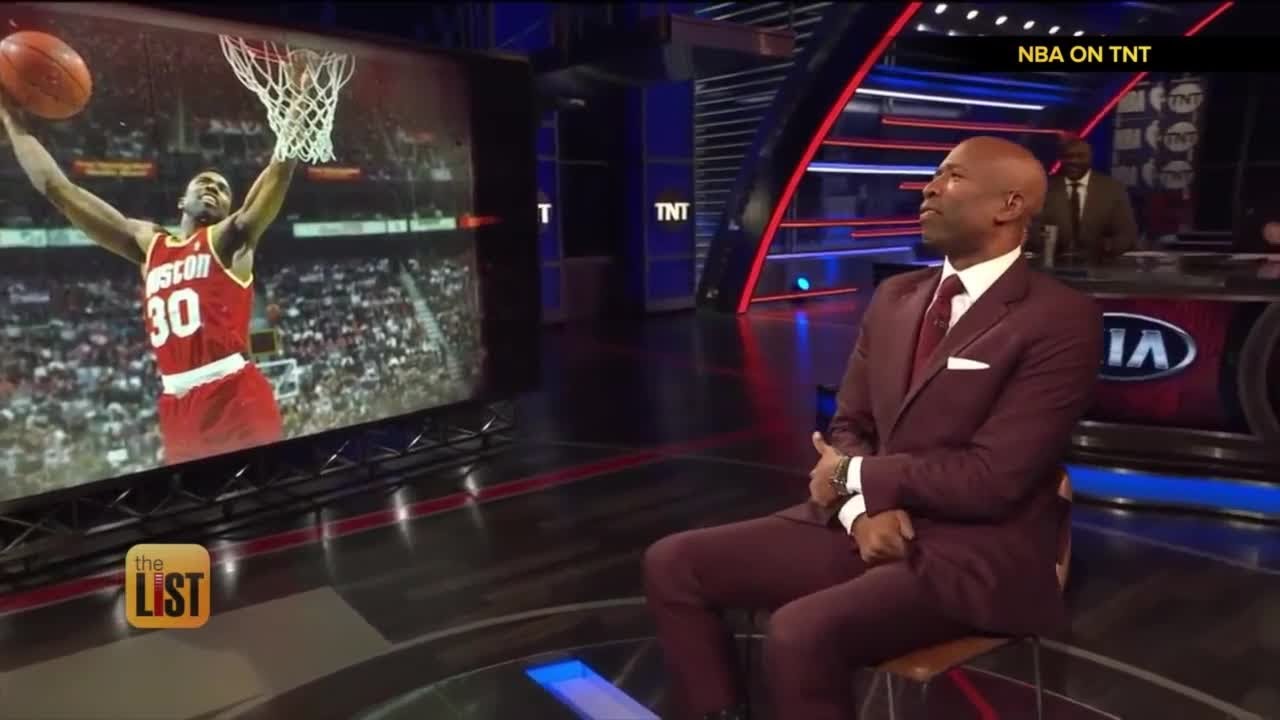 3 Things to Know About Kenny Smith's Jet Academy - YouTube