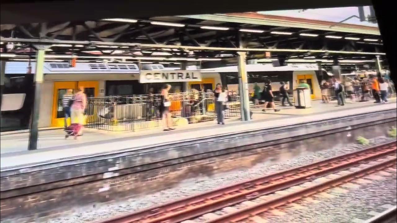 The Tangara T Set Train & The Waratah B Set Trains - YouTube