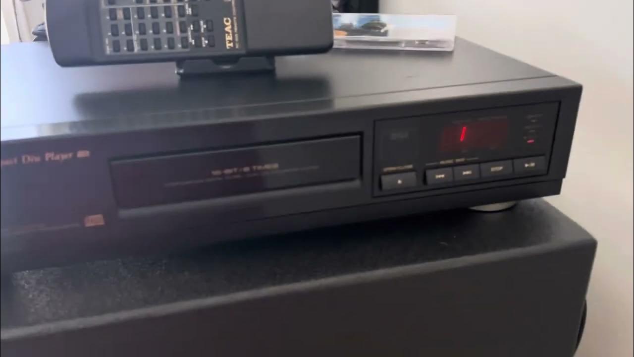 Teac PD-555 CD Player (1992) - YouTube