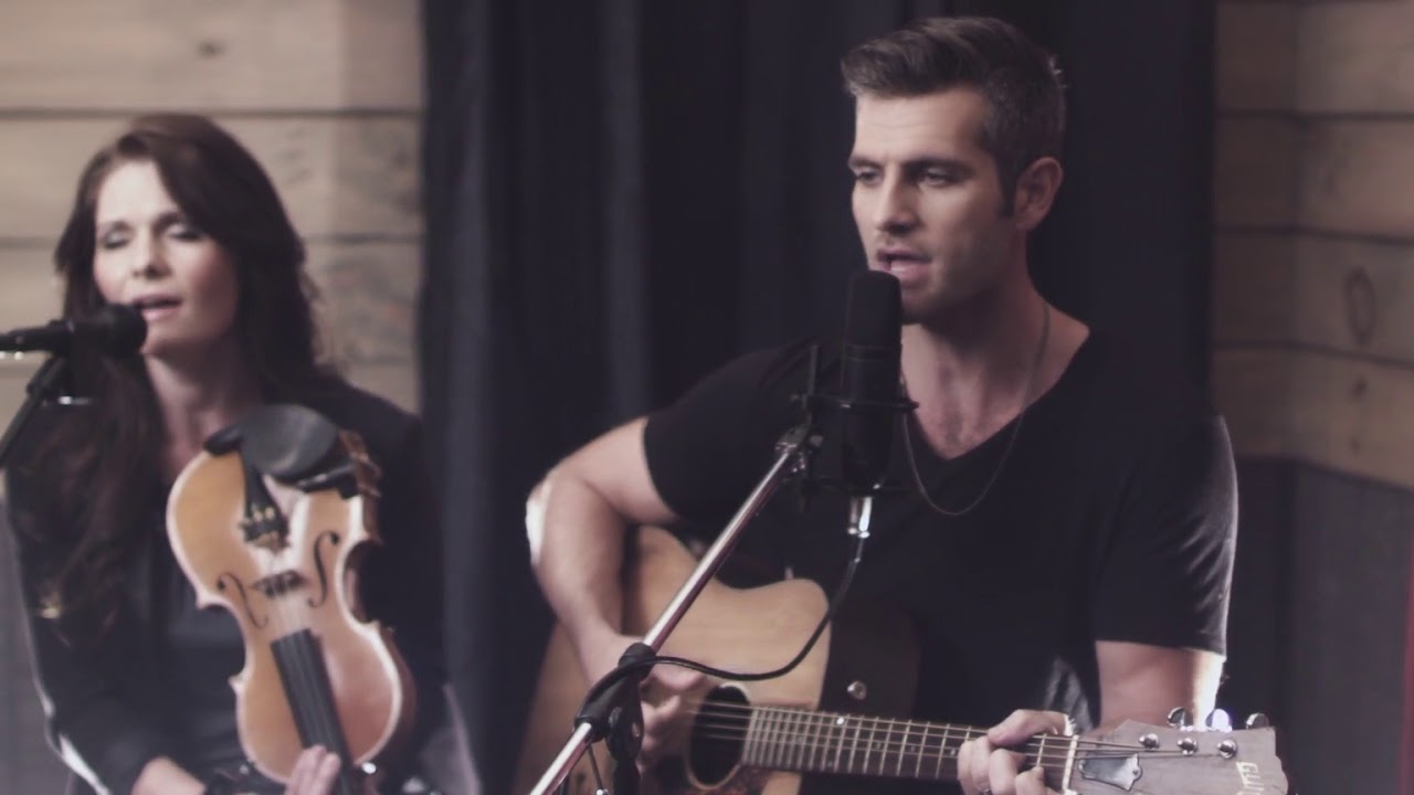 Hallelujah | Alan Powell and Caitlin Nicol-Thomas - YouTube