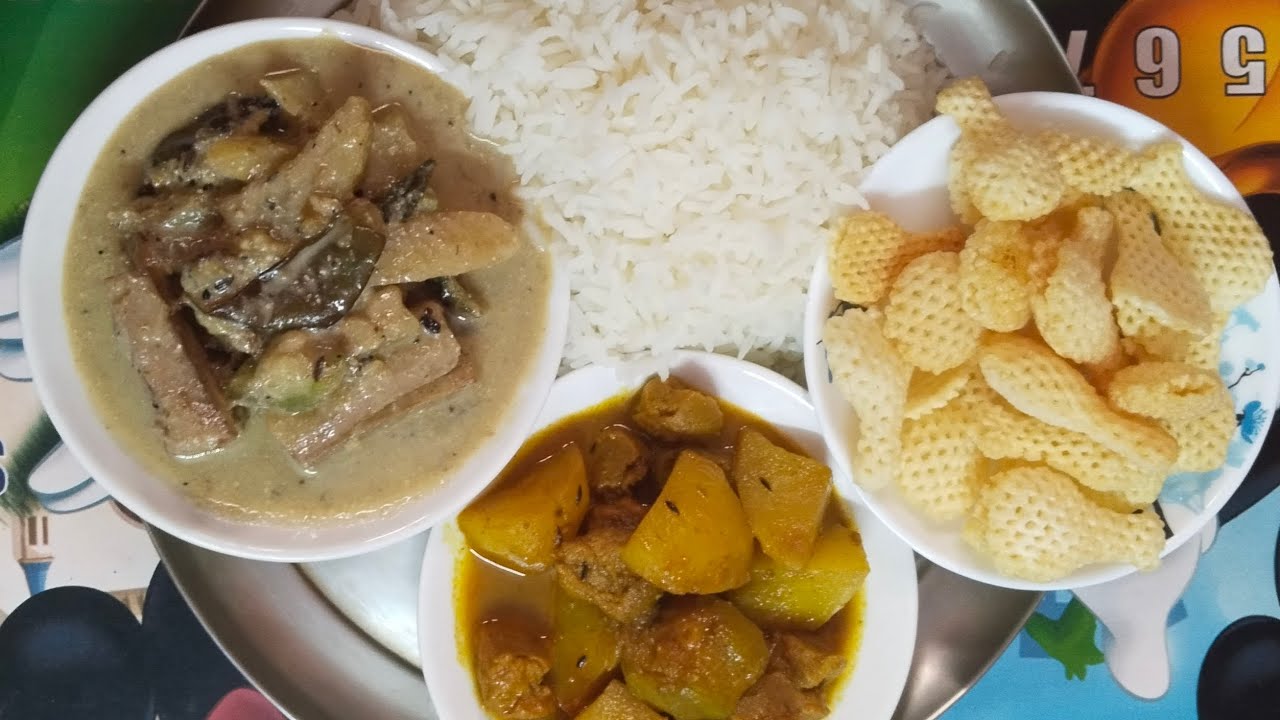 " Simple Veg thali " - Dudh Shukto, Bhat, Papad vaja, Soyabin Curre..🥵 ...