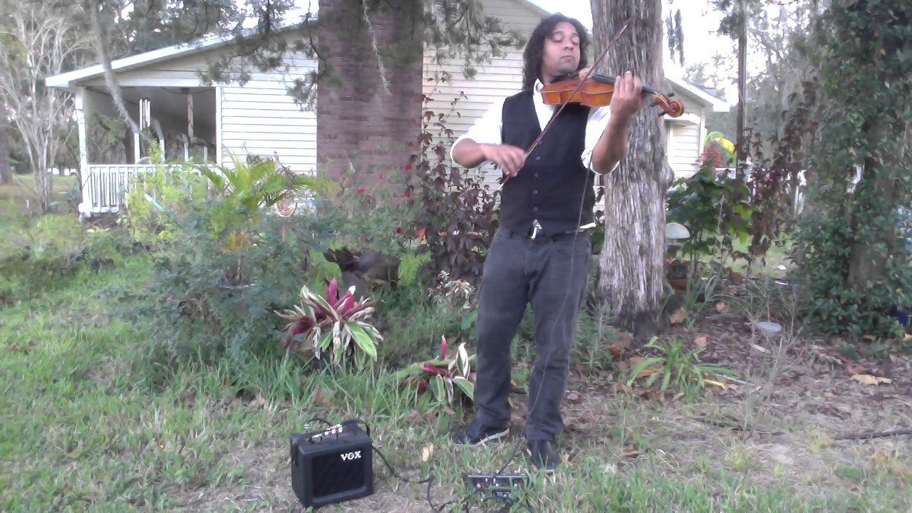 Chris Barbosa "Prelude" on Viola and Loop Pedal - YouTube