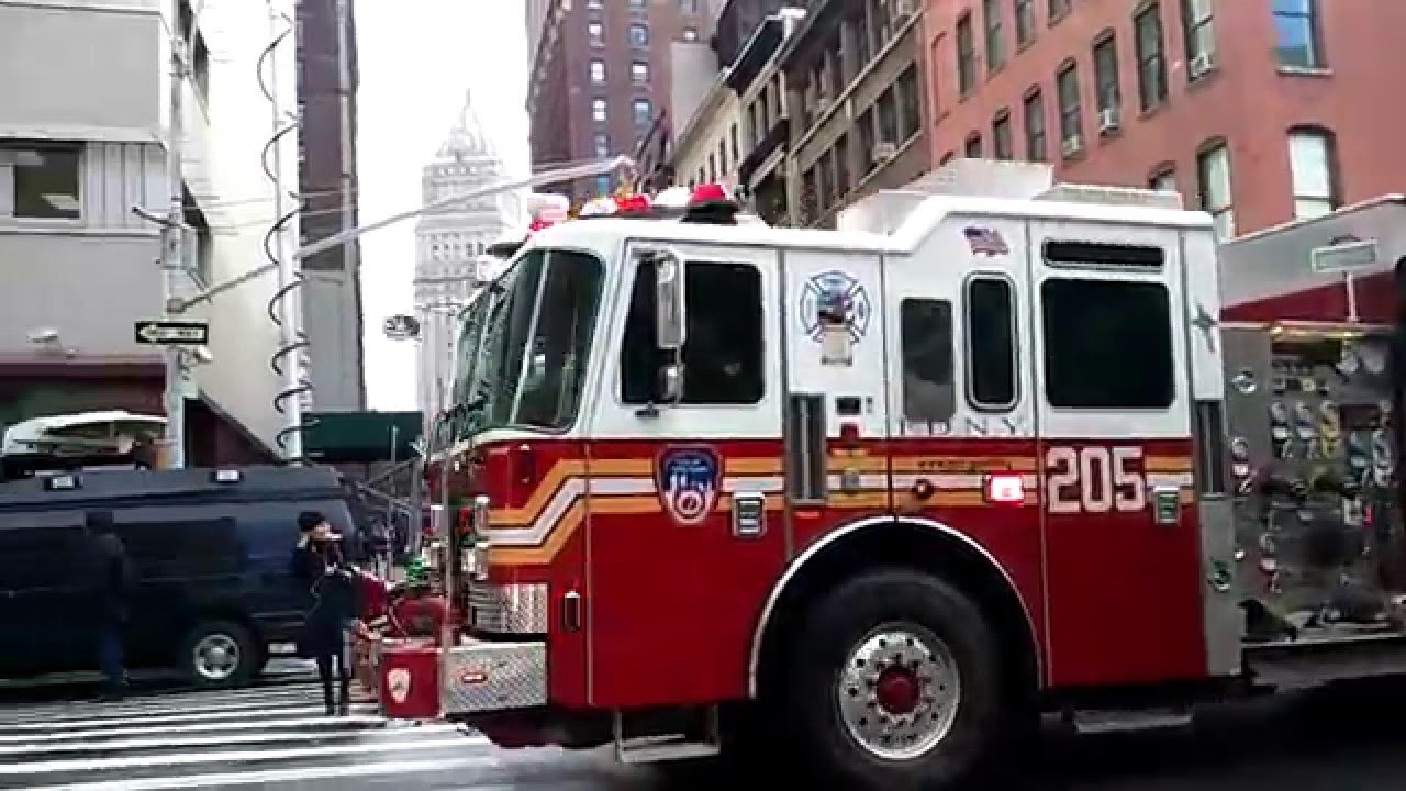 FDNY Engine 205 Responding Into The Crane Collapse 10-60 4th Alarm ...