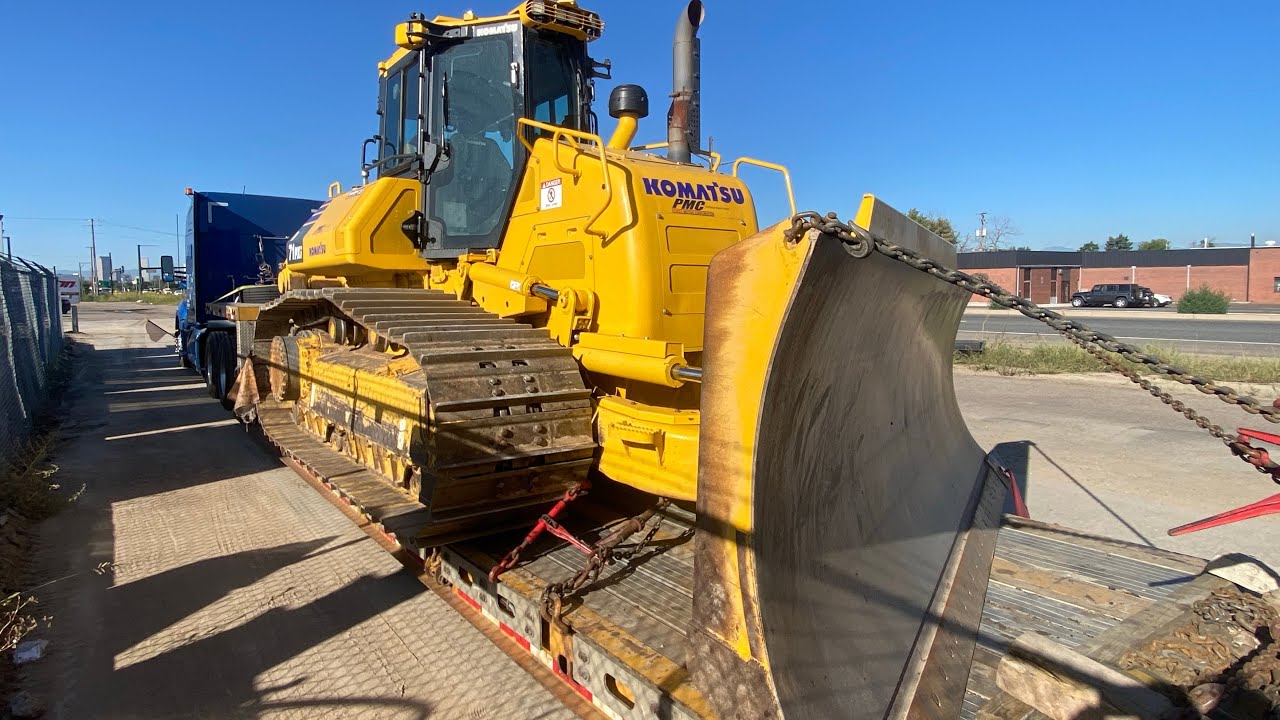 #komatsu #dozer D71 pxi #oversizeload - YouTube