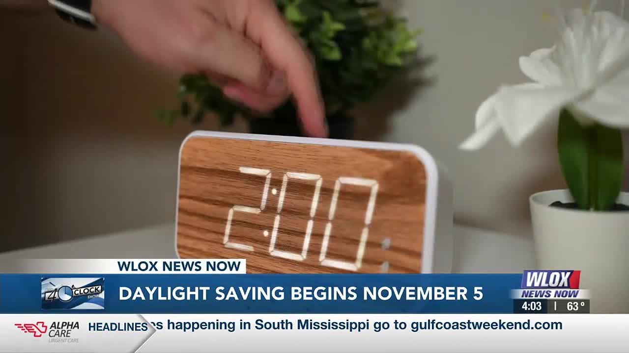 Daylight Savings Time begins November 5 - YouTube