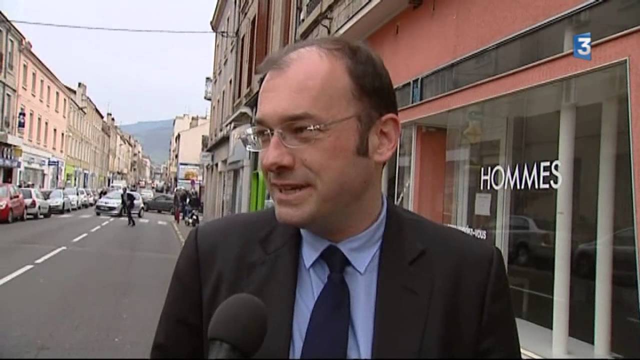 Saint-Chamond : Hervé Reynaud, vainqueur avec 50.44% - YouTube