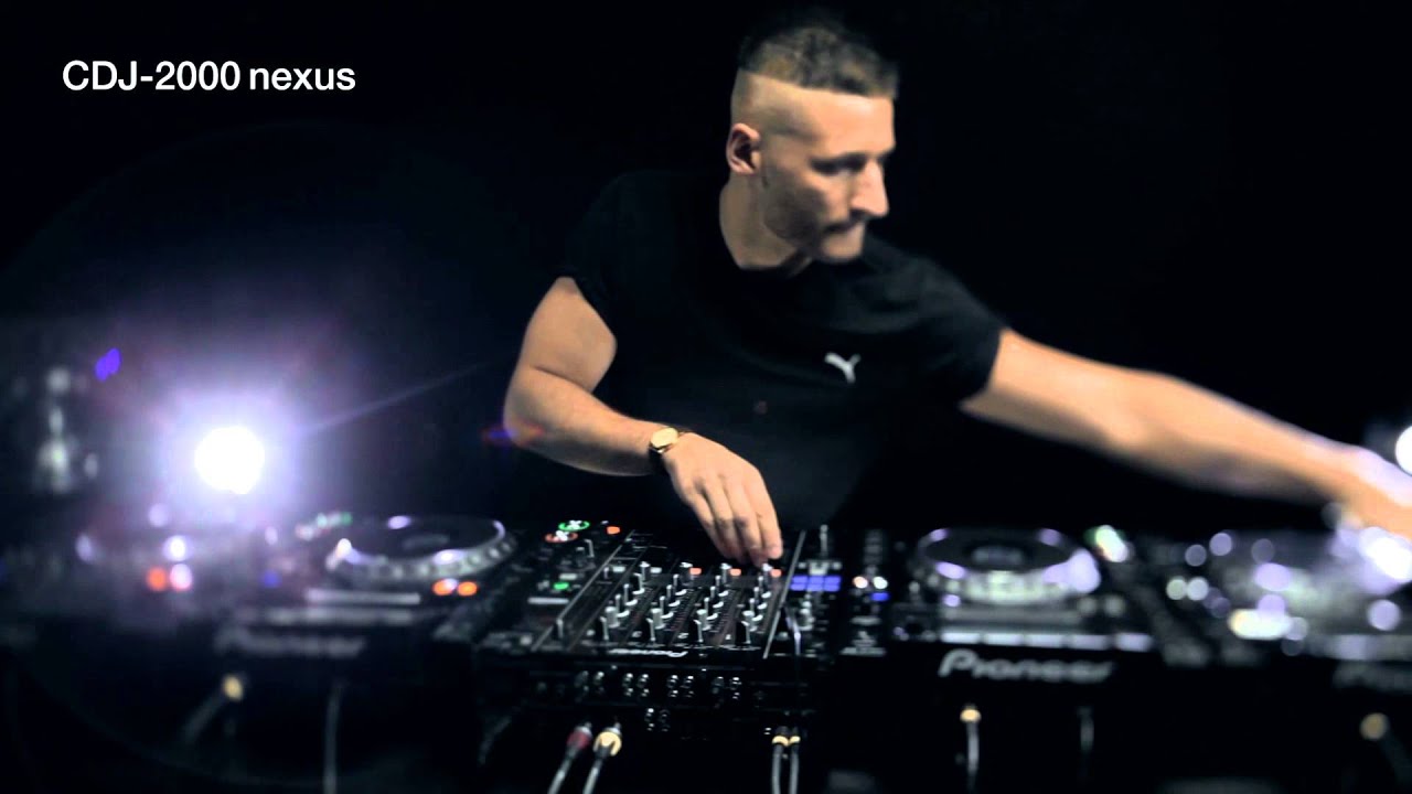 CDJ-2000nexus Kissy Sell Out performance - YouTube