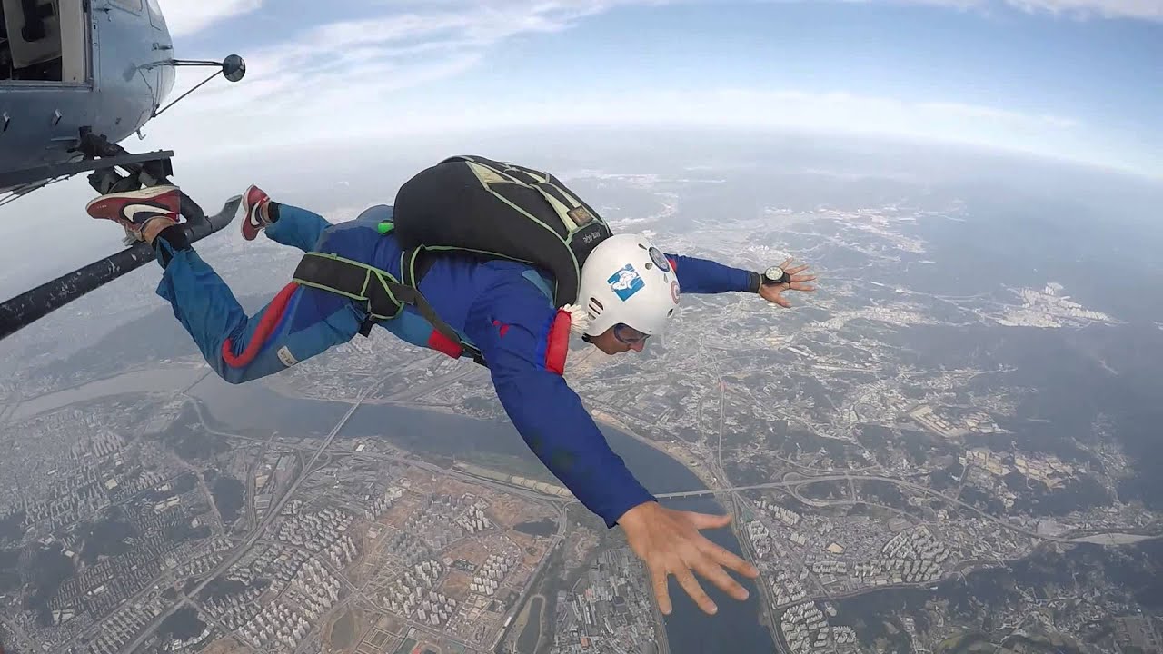 skydive korea seoul misari stefan october 3rd 2015 up&down - YouTube