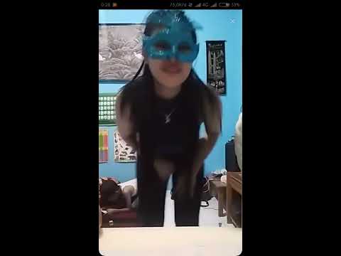 #indo: mamah goyang anakpun diam