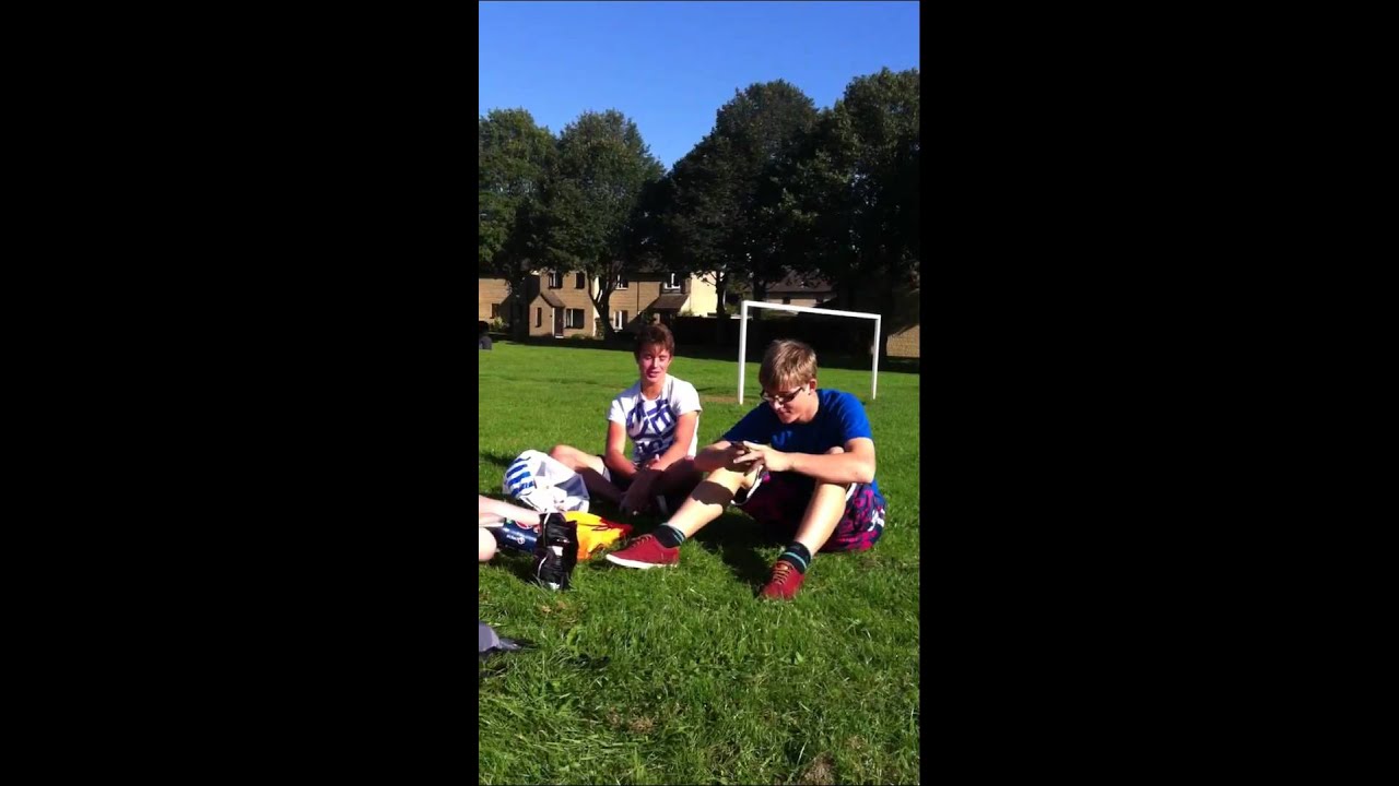 Bully victim fights back! - YouTube