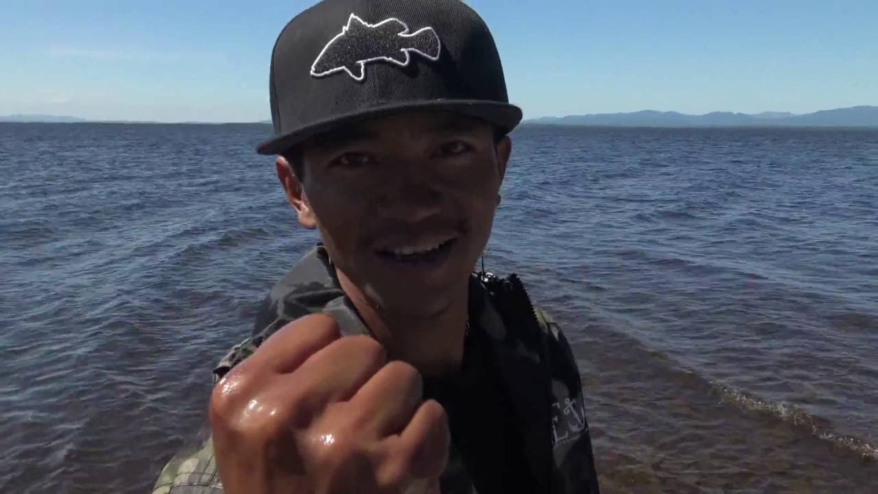 Amur Pike fishing with Gong Lei. - YouTube